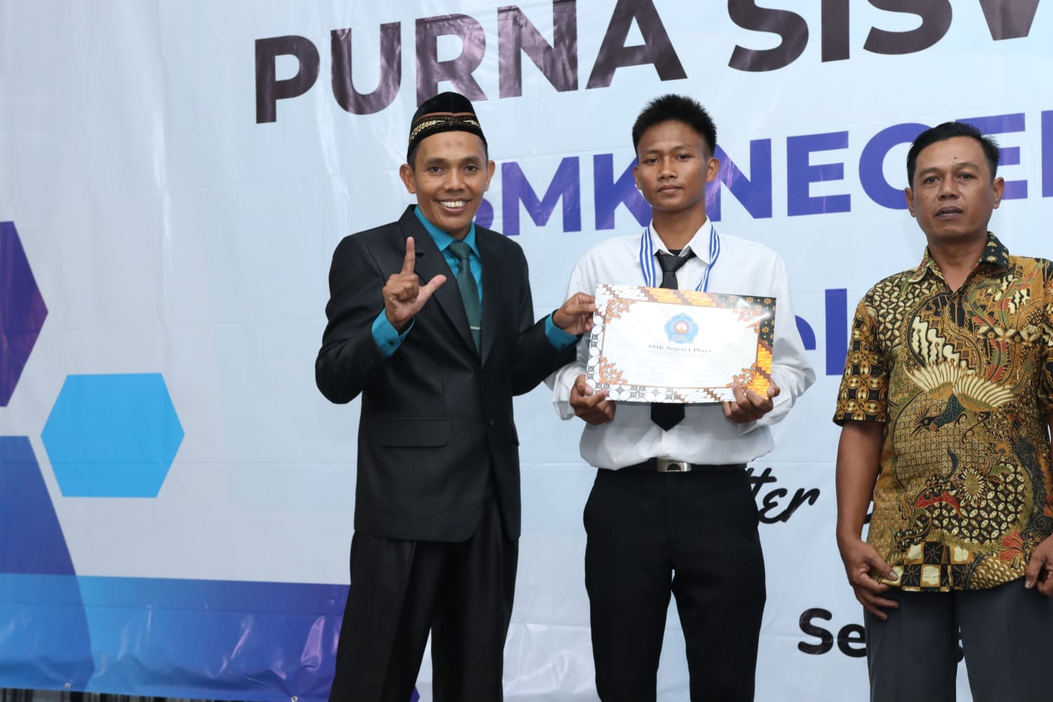 Job dan Edu Fair, Market Day dan Purna Siswa Kelas XII SMKN 1 Pleret ...